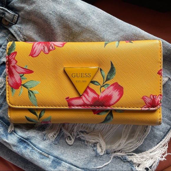 Guess | Bags | Guess Wallet | Poshmark